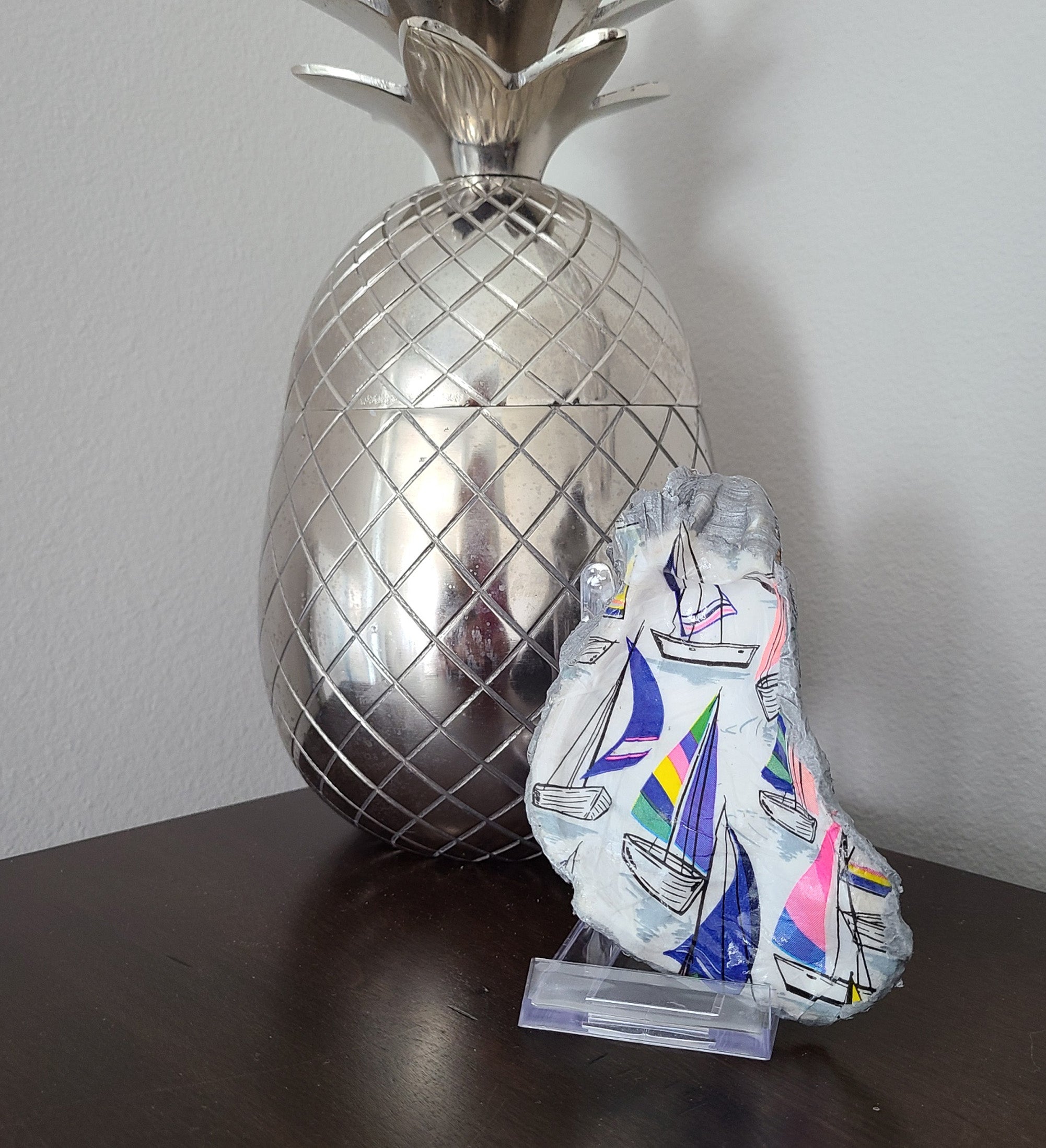 Sailboat Regatta Theme Oyster Shell on Stand – Ocean Girl Gifts FL